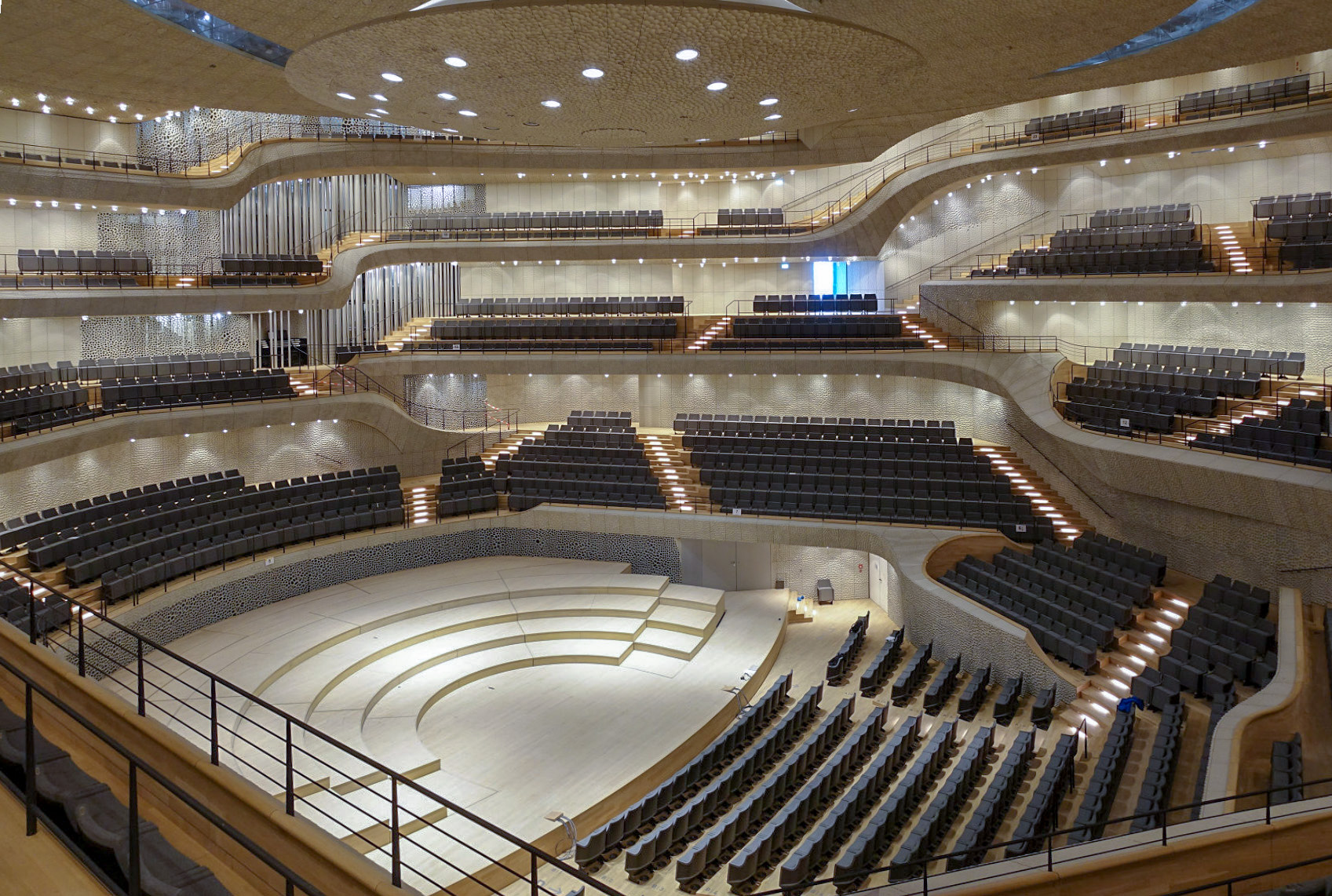 Elbphilharmonie | Nagata Acoustics