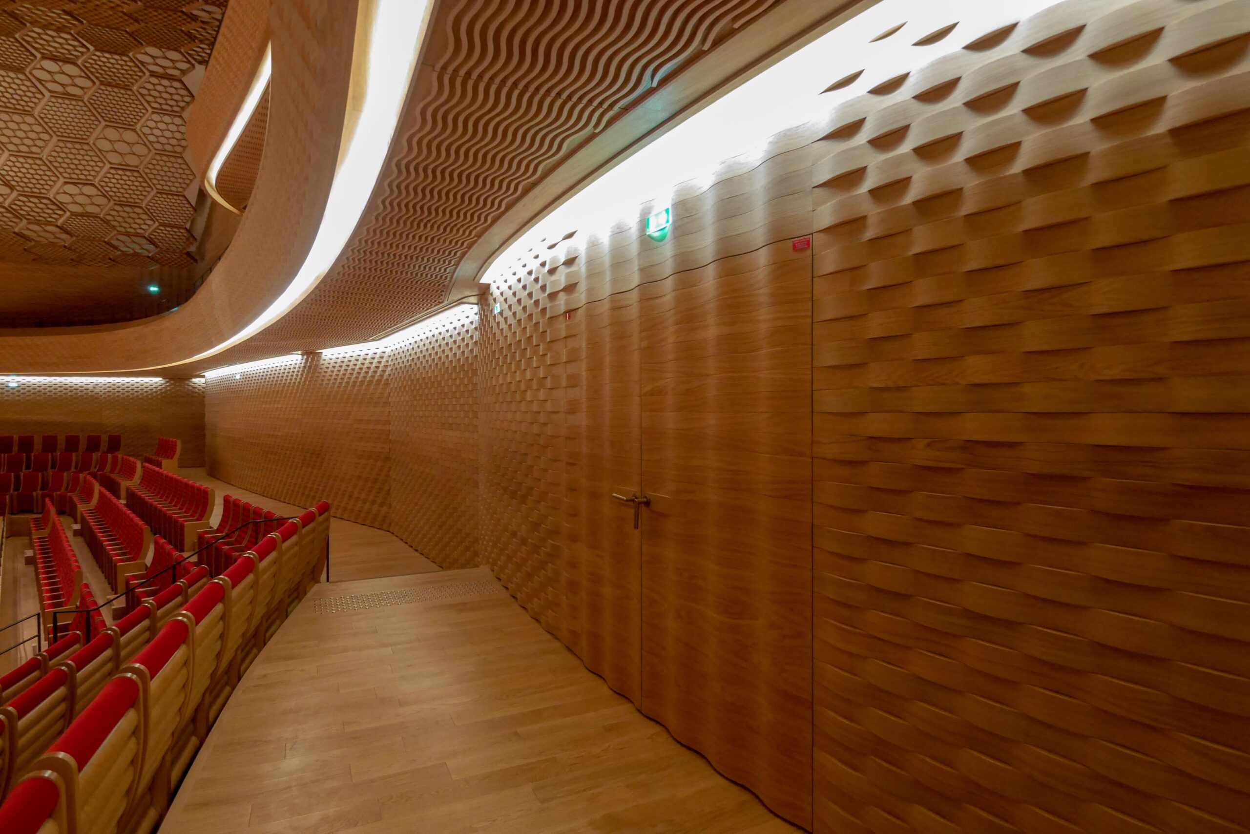 Convex walls and varied surface textures | Nagata Acoustics